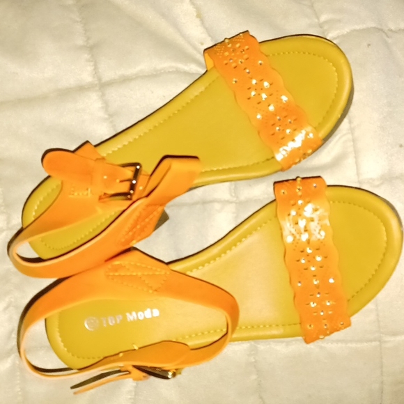 TOP Moda | Shoes | Top Moda Sandals | Poshmark